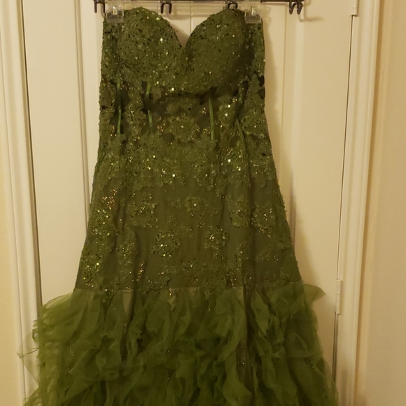 Milano Formals | Dresses | Formal Gown | Poshmark